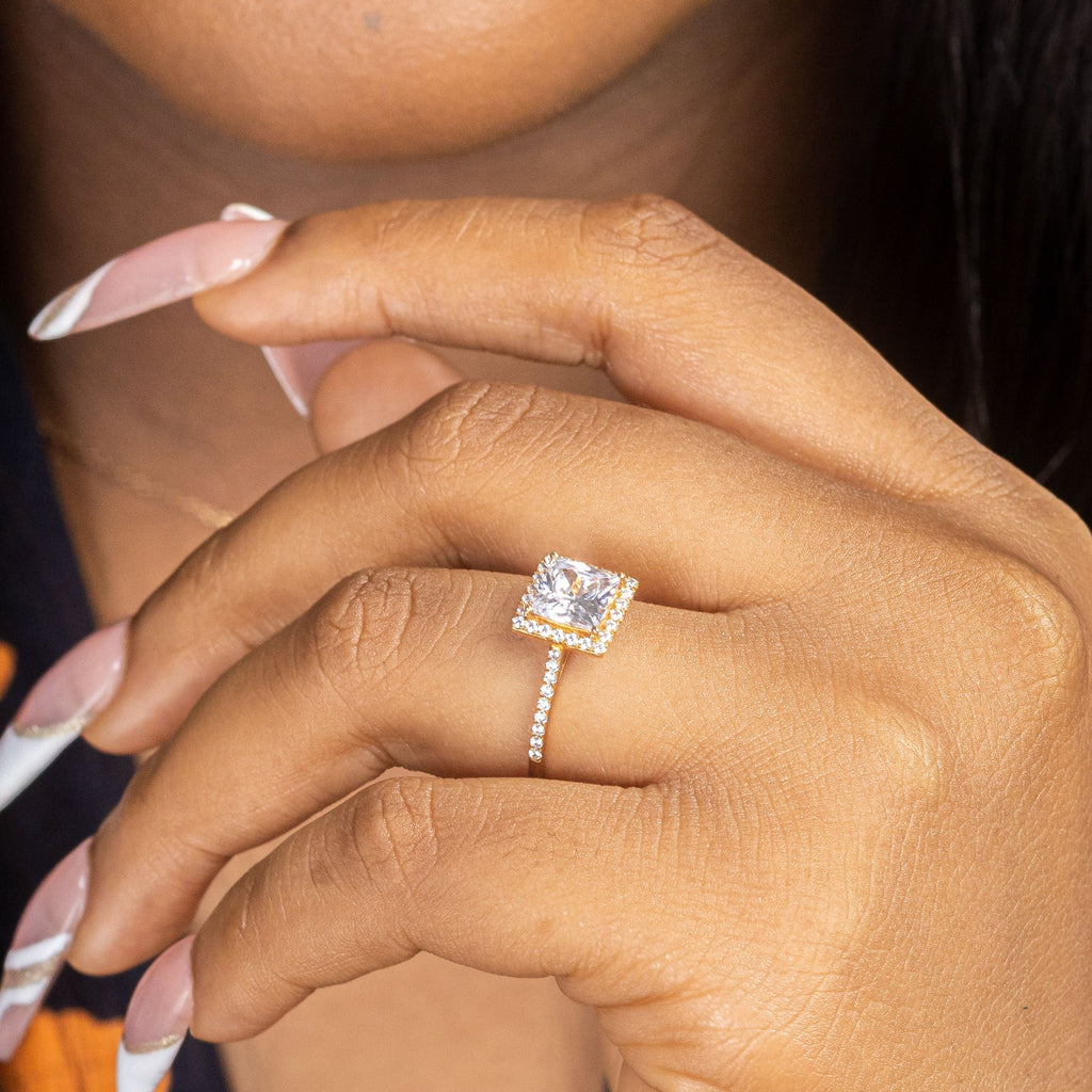 Mabel 18Karat Yellow Gold Engagement Ring – Saint Tracy