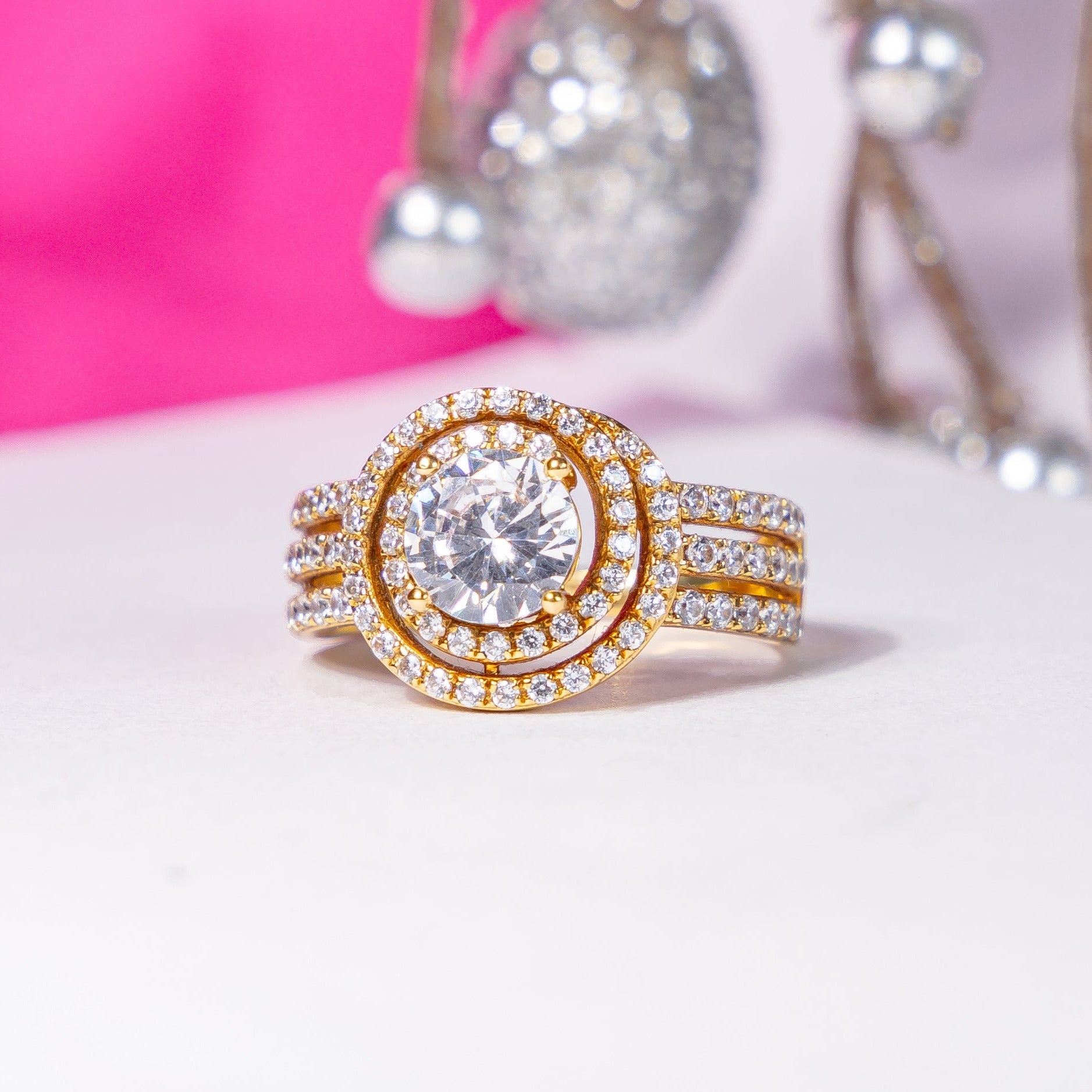 Simi Edge 18Karat Yellow Gold Engagement Ring – Saint Tracy