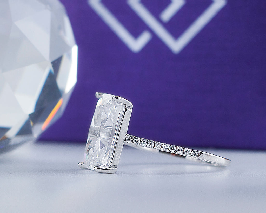 Gemma 18Karat White Gold Engagement Ring – Saint Tracy