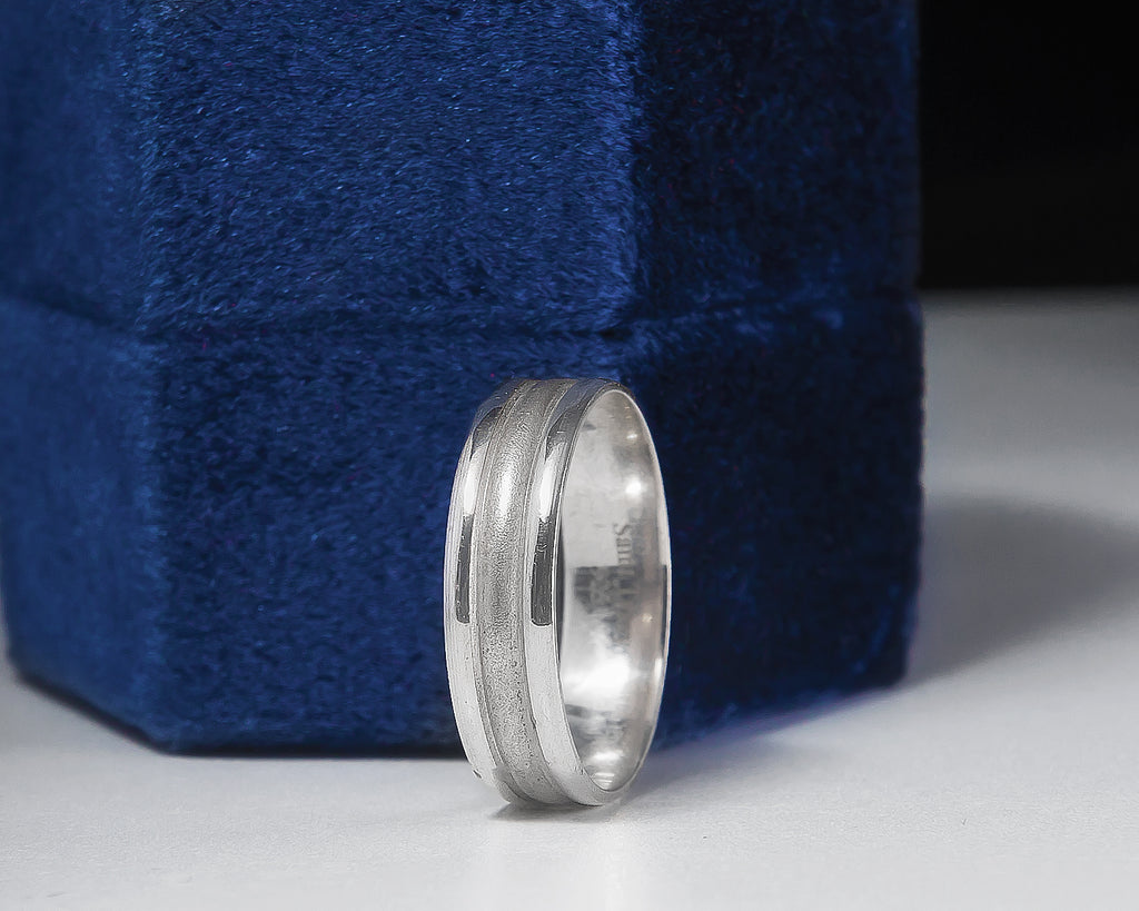 Jae Sterling Silver Wedding Band – Saint Tracy