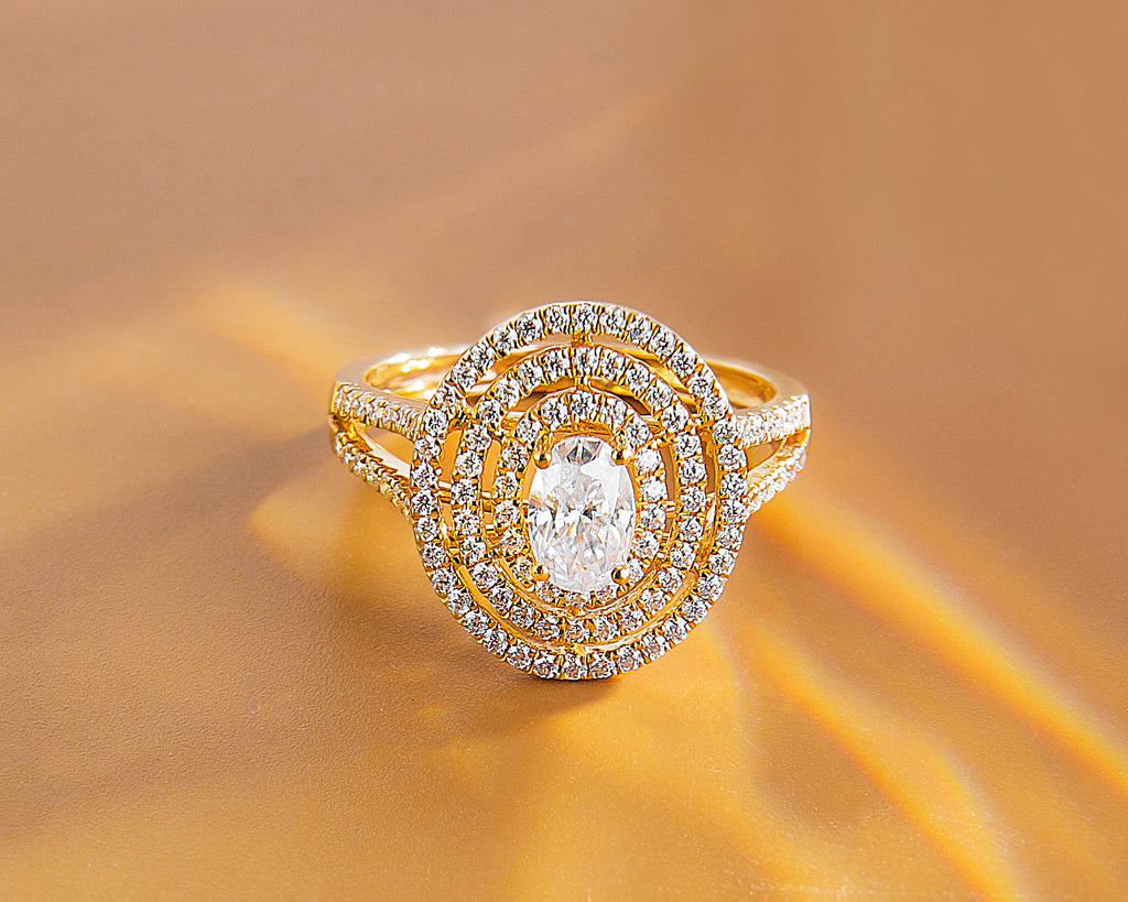 Violet Oval 18Karat Yellow Gold Moissanite Engagement Ring – Saint Tracy
